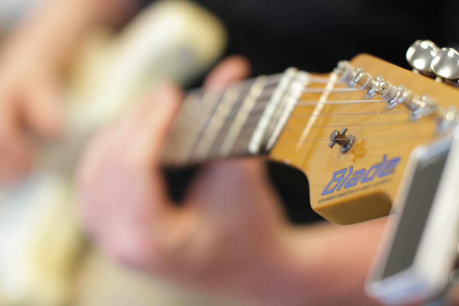 Hva bør du forvente når du starter med gitartimer? - Gitaristene gitarskole